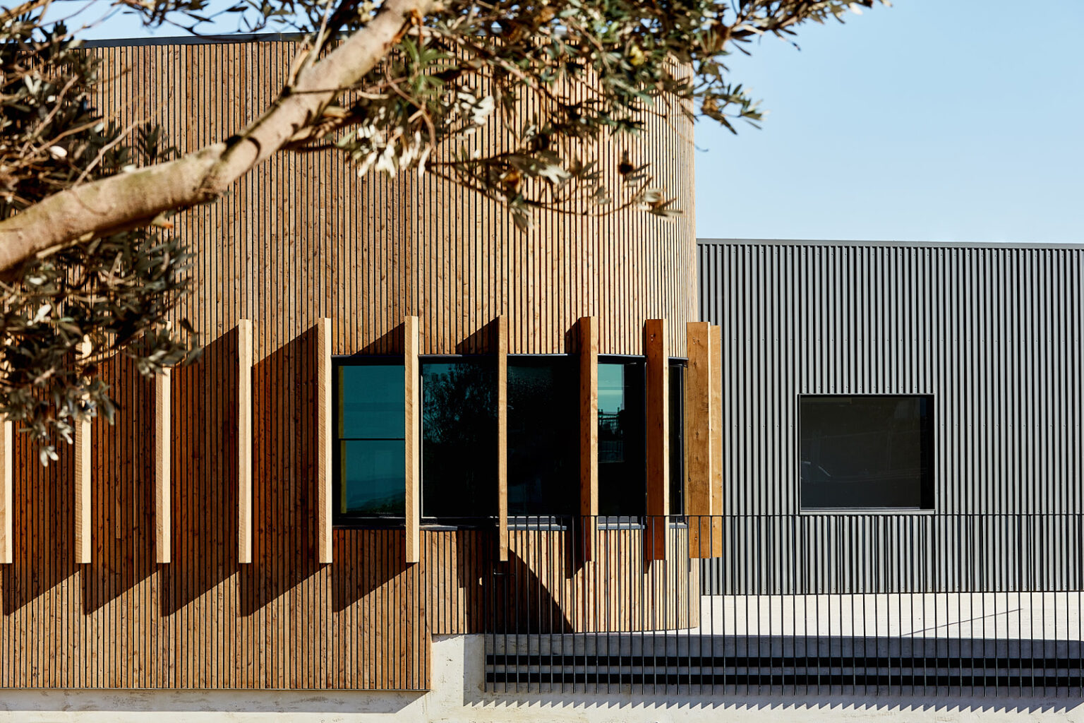 DAN | Daily Architecture News The Ocean Grove surf club by Wood Marsh ...