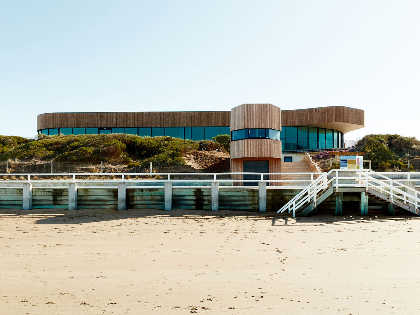 DAN | Daily Architecture News The Ocean Grove surf club by Wood Marsh ...