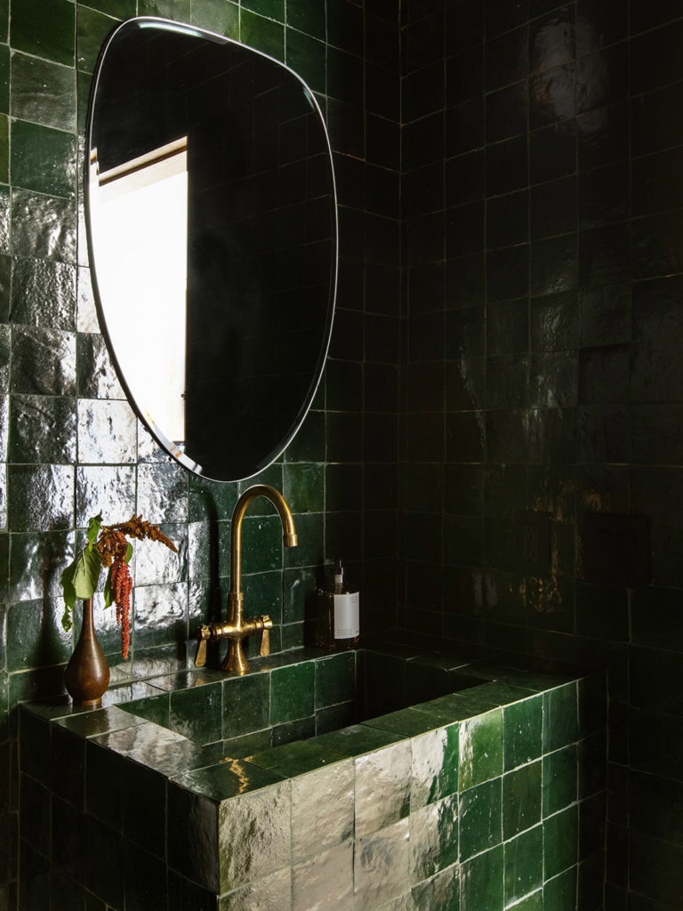 DAN | Daily Architecture News The Los Angeles home of Kalon Studios ...