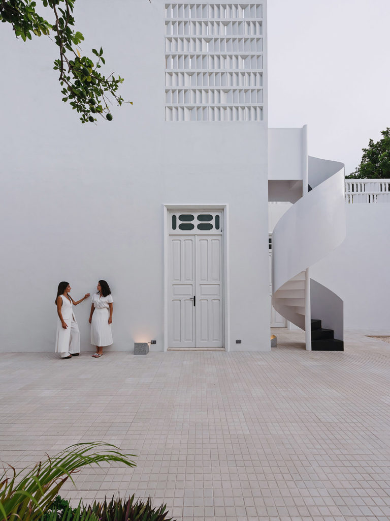 DAN | Daily Architecture News Gallery of light: Filux Lab in Yucatán ...